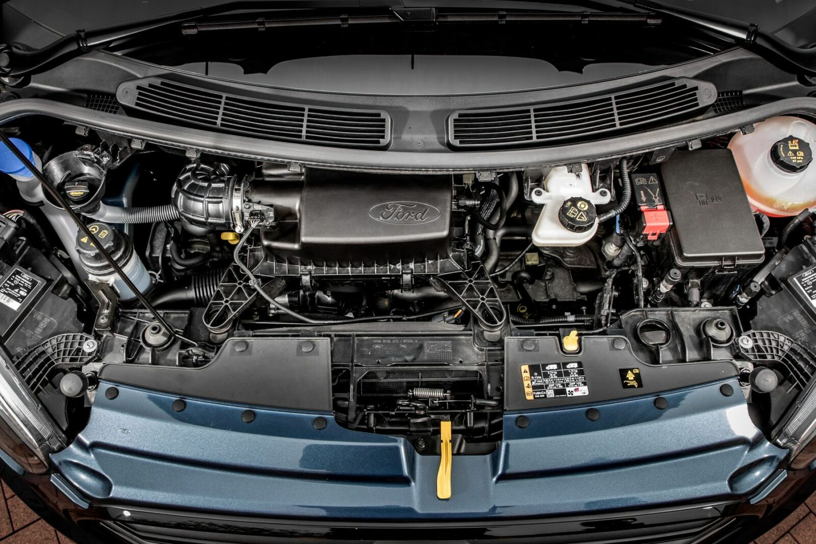 How to Perform a Full Service | 2017 Ford Transit Custom 2.0